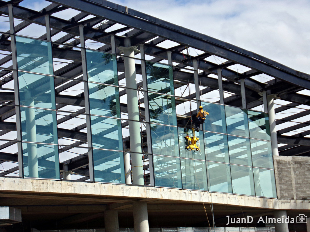 100 1688 — Postimages