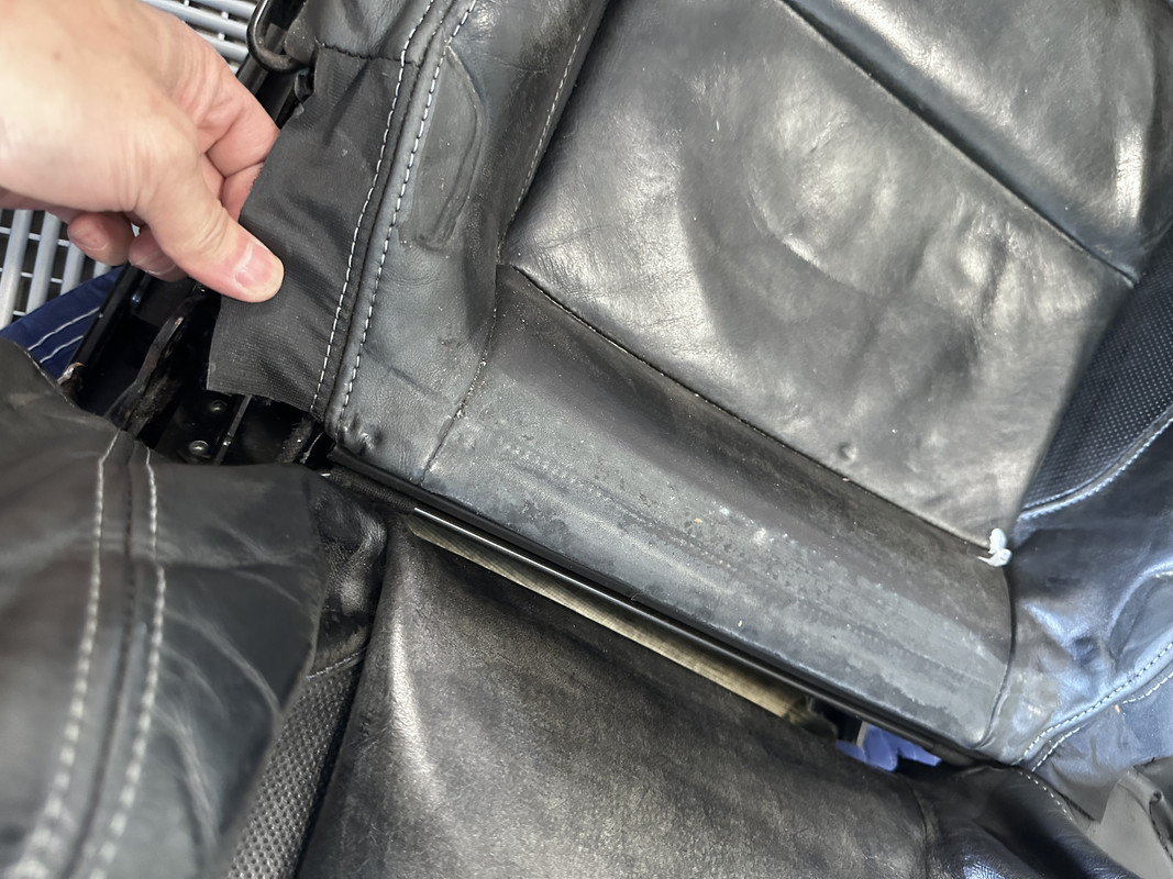 Wingback assembly 45 — Postimages