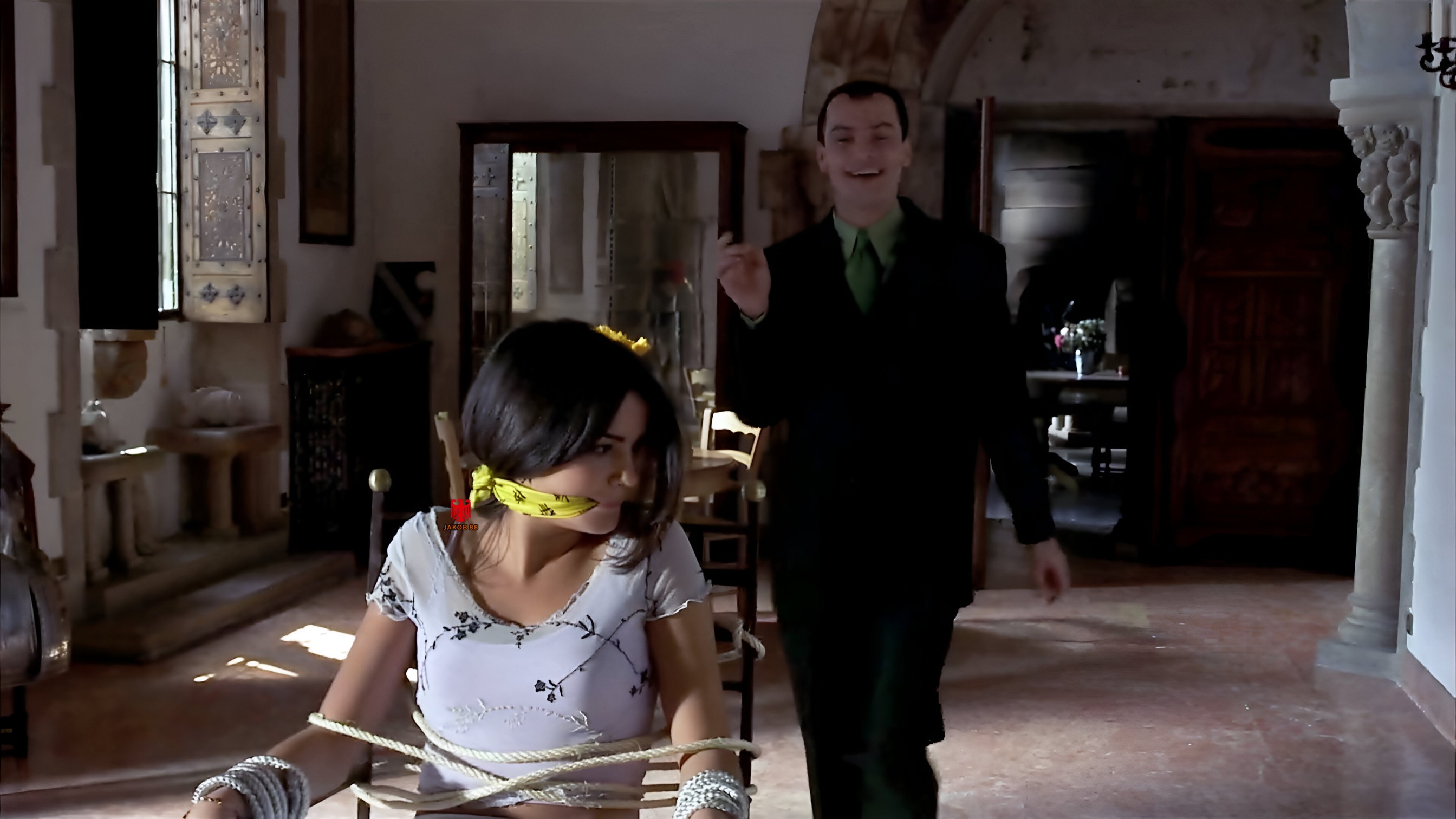 Natalia Cigliuti 6 Simon Sez 1999 — Postimages