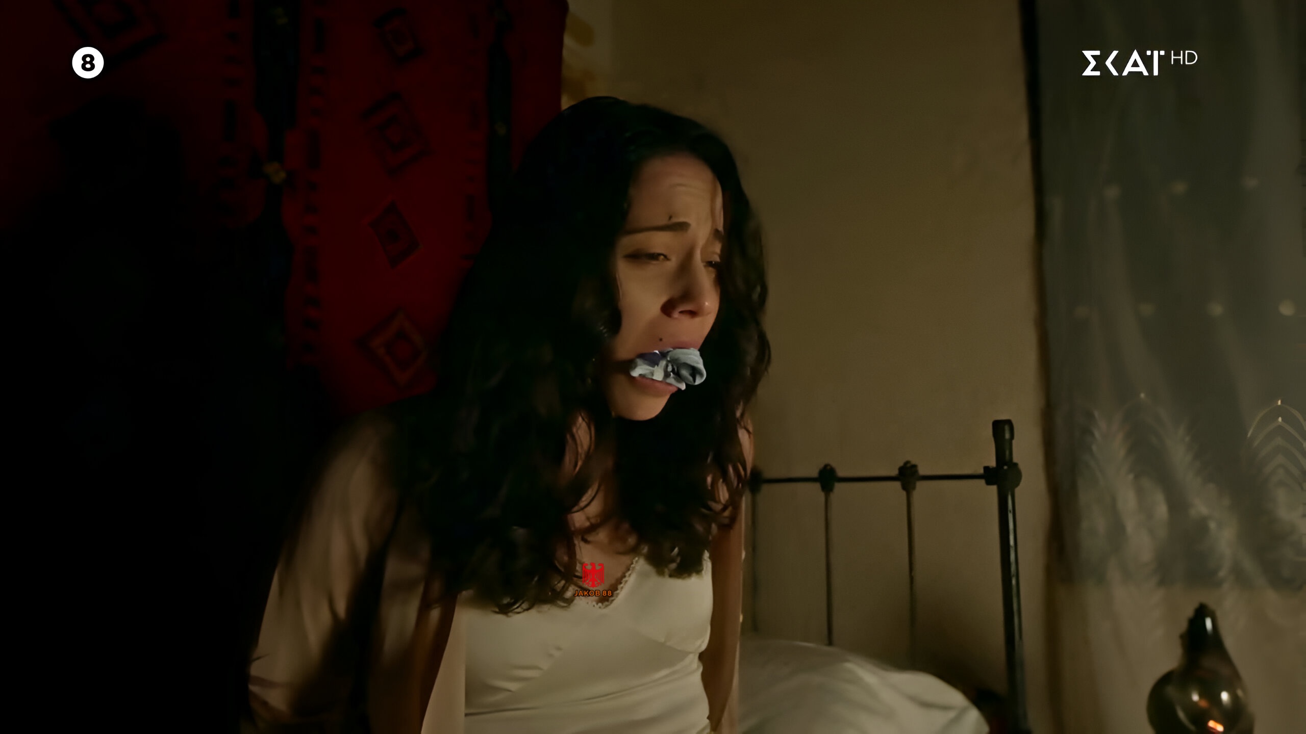 Isabella Baltsavia 3 Oi Pantheoi EP 98 — Postimages