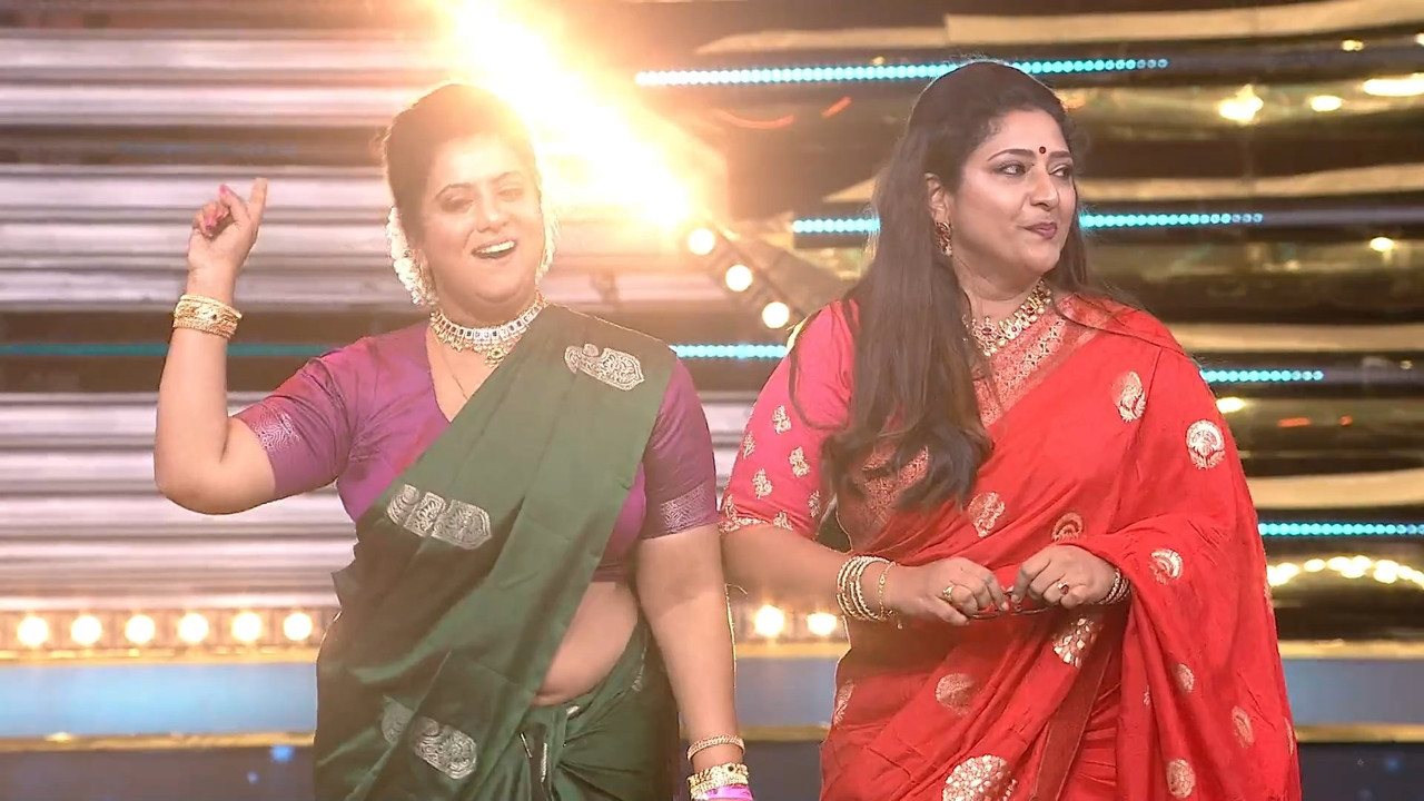 Roopshree Open Navel Show in Saree Vijaytv reality mp4 snapshot 00 31 ...