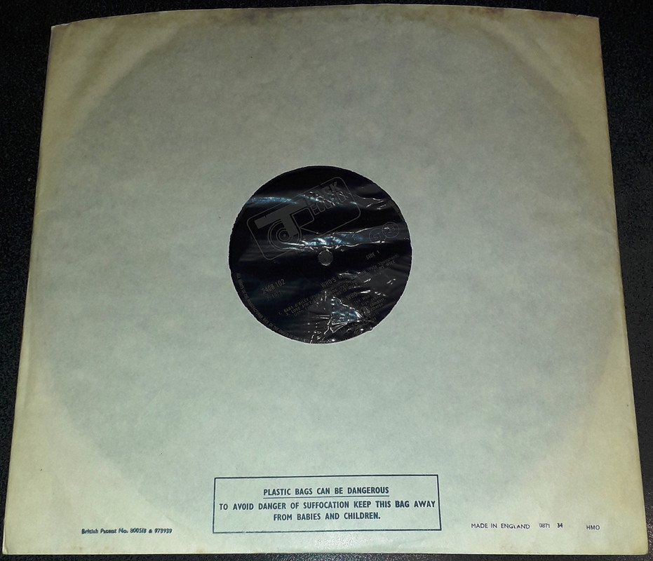 Do you have the correct/original inner sleeves into each LPs in your ...