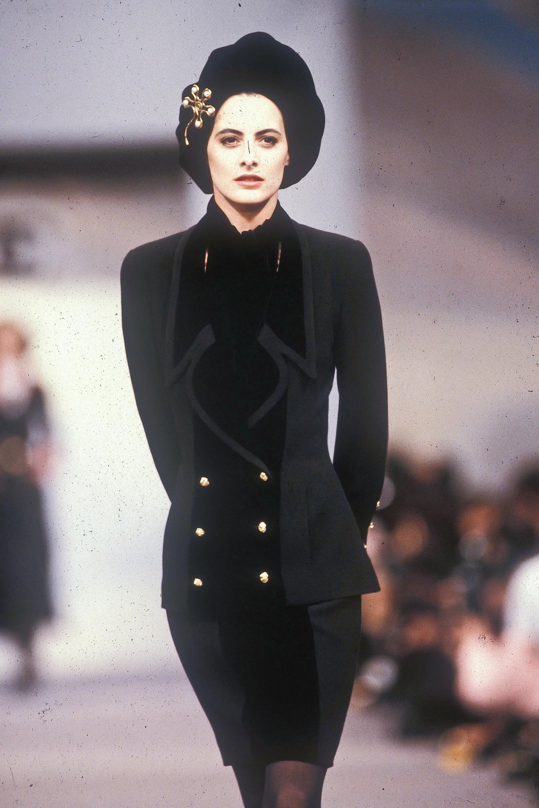 Fashion Classic: CHANEL Fall/Winter 1989 | Lipstick Alley