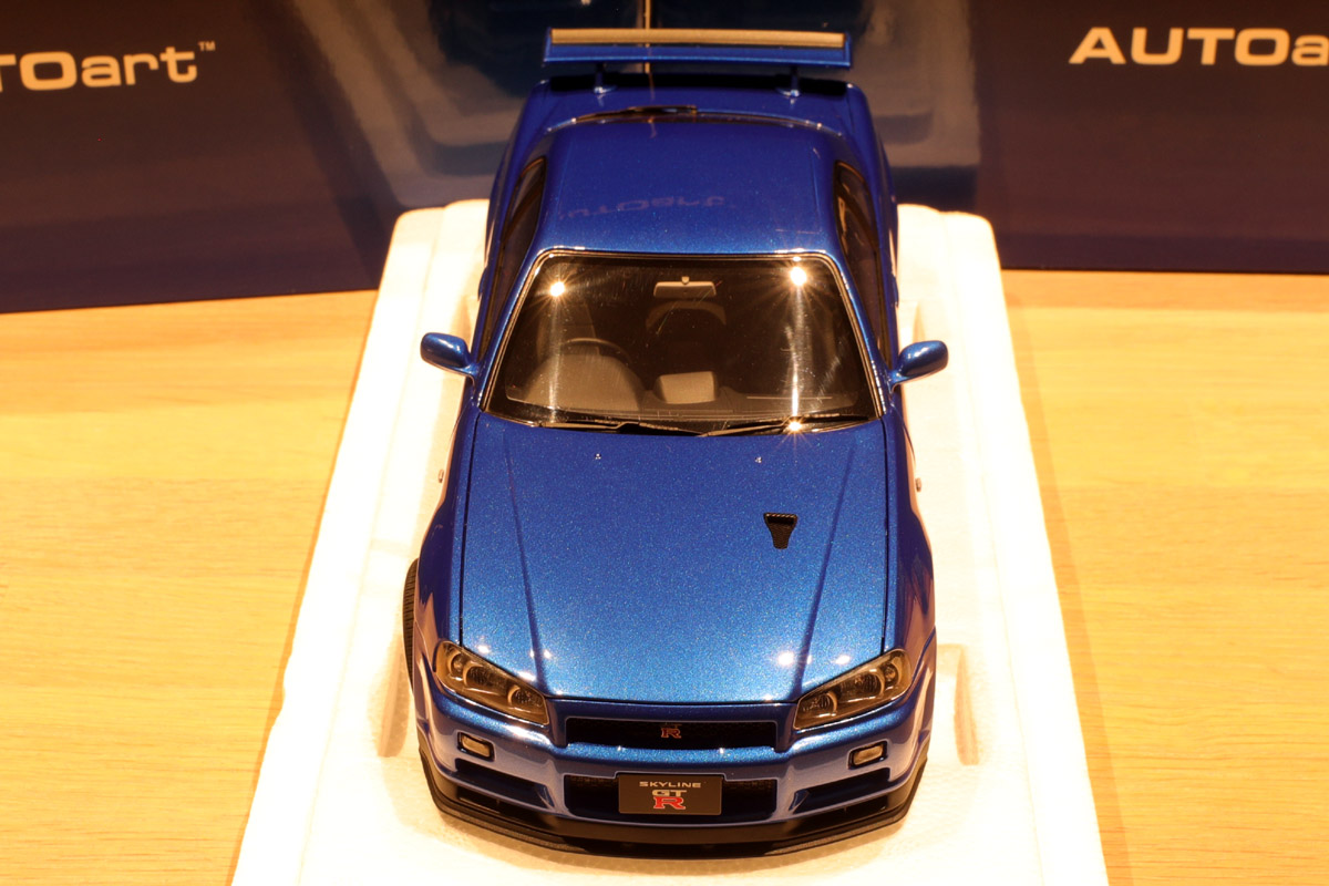 3 new Autoart Skyline (R34) GT-R's - all arrived with issues ...