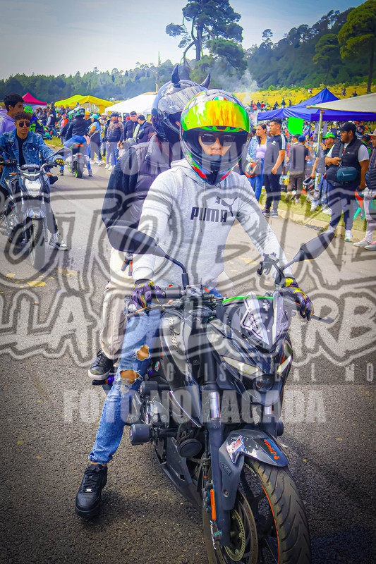 PL2 3045 — Postimages