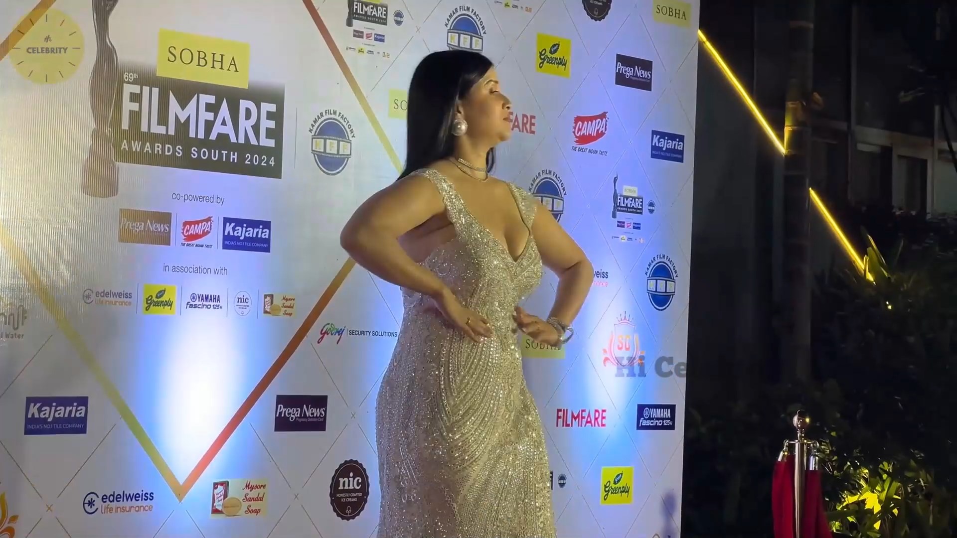 Multiple actress in hot outfit filmfare mp4 snapshot 01 13 272 — Postimages