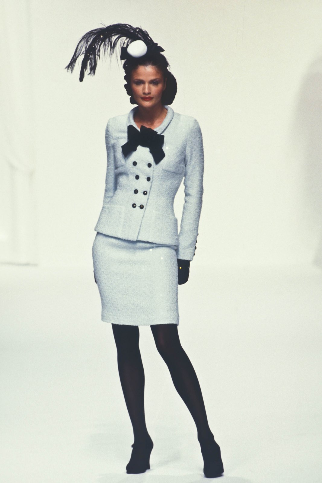 Fashion Classic: CHANEL Haute Couture Fall/Winter 1994 | Lipstick Alley