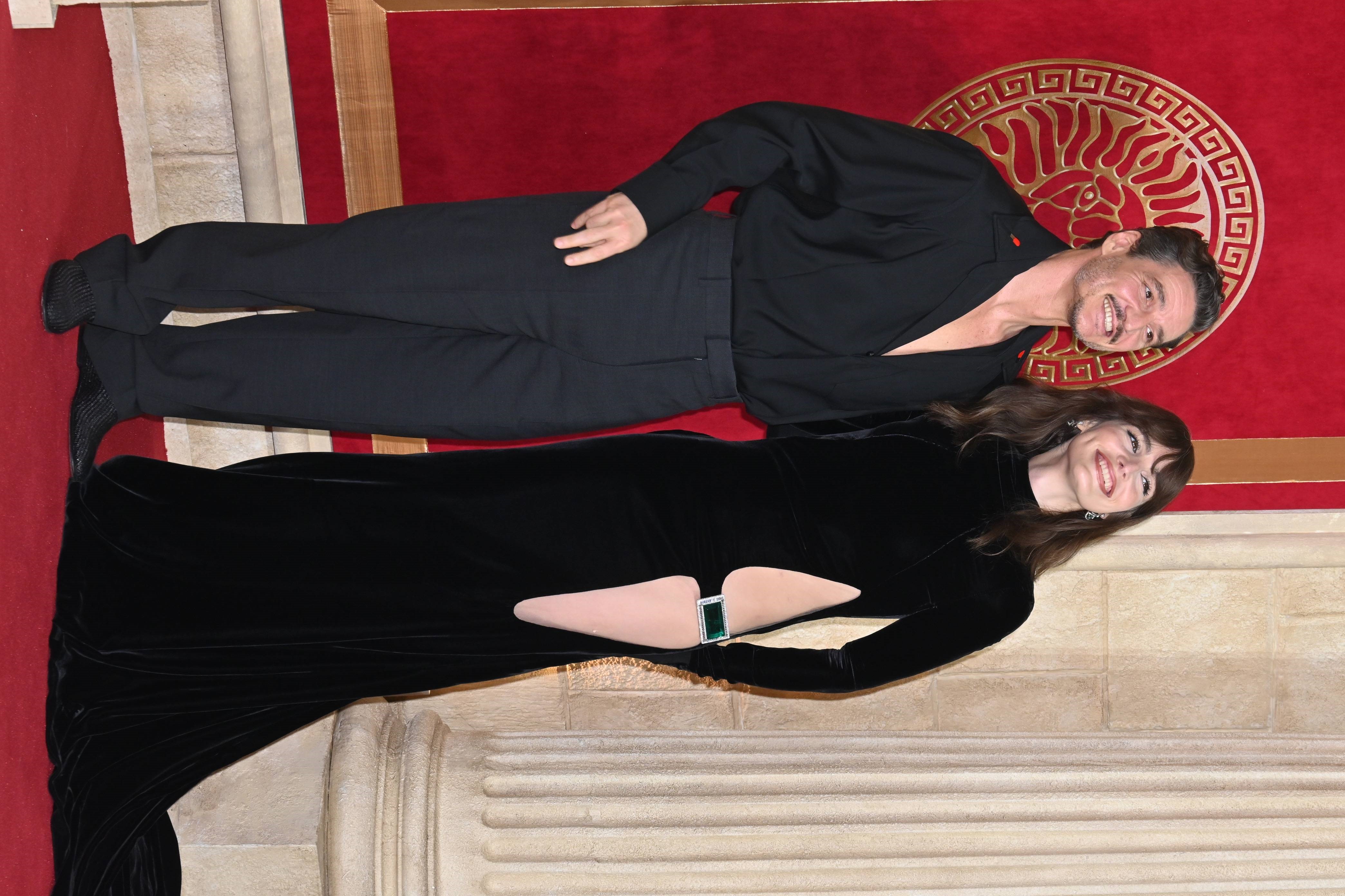 Pedro Pascal 185 — Postimages