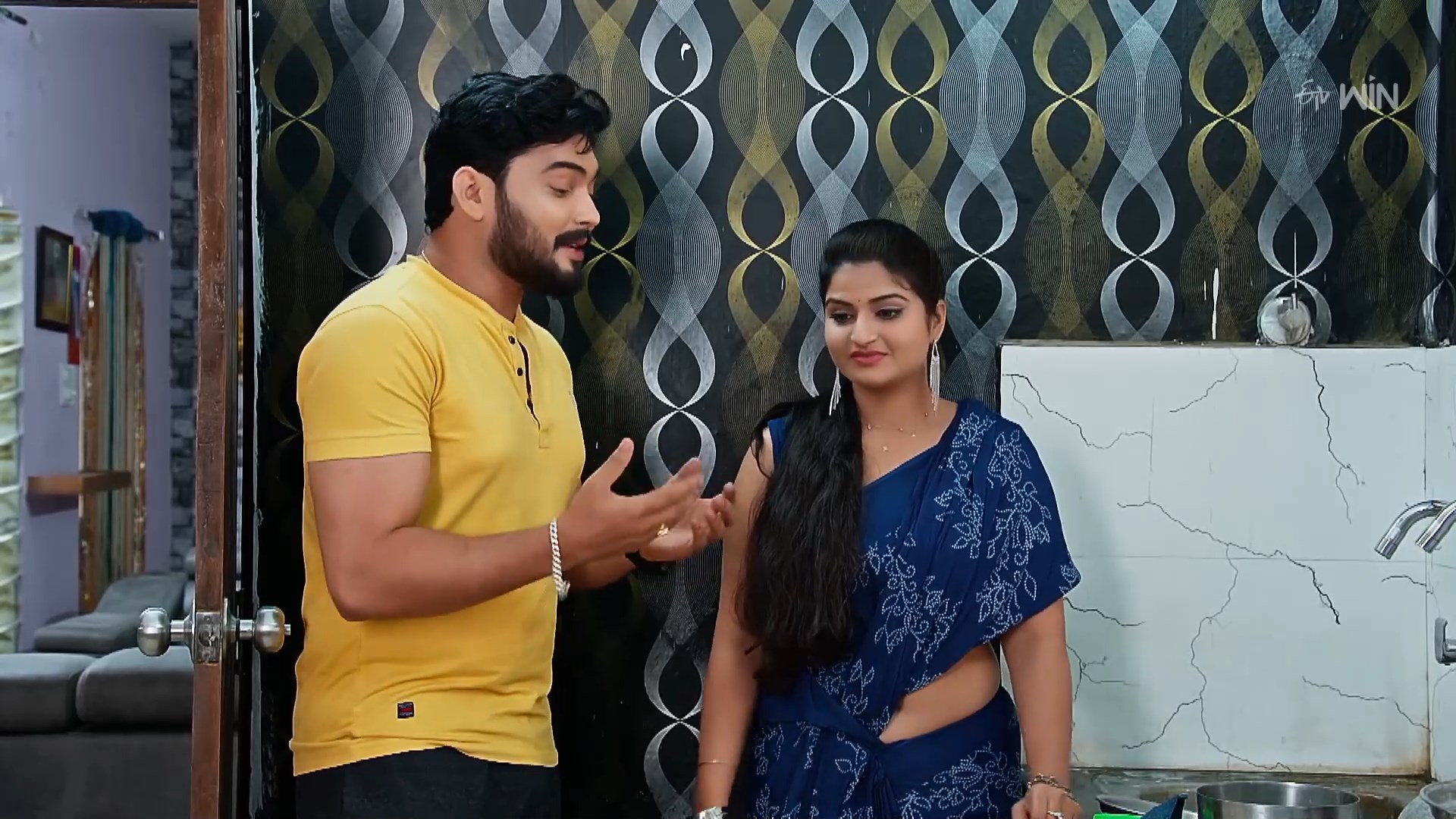 Hot telugu Sexy serial acterss seamy scenes from mounpratm mp4 snapshot 03 08 531 — Postimages