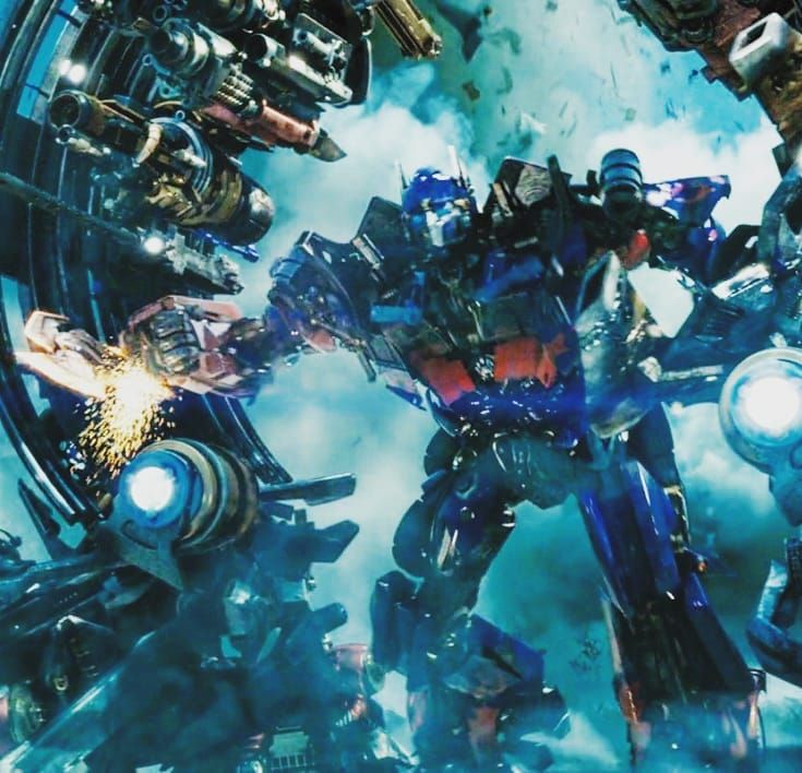 Which Bayverse Optimus Prime design is your Favorite mine is Evasion ...