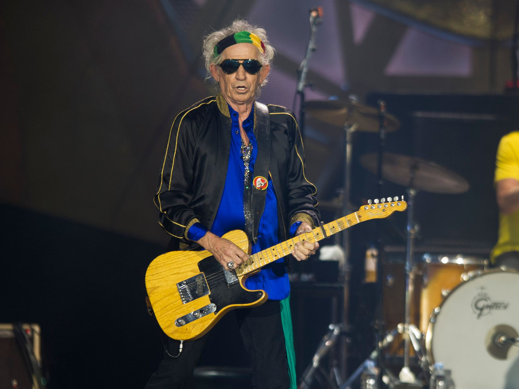 Keith Richards pourquoi il a sniffe les cendres de son pere — Postimages