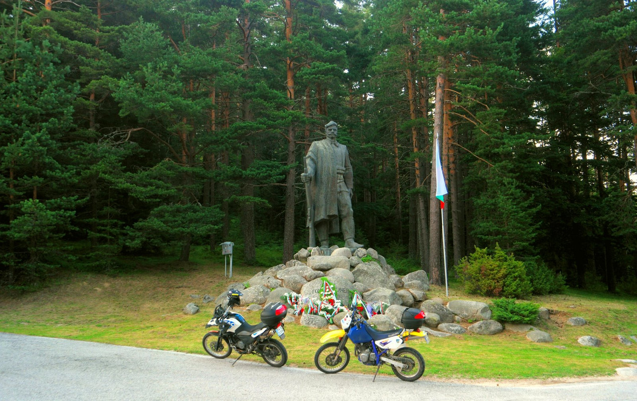 SAM 7568 — Postimages