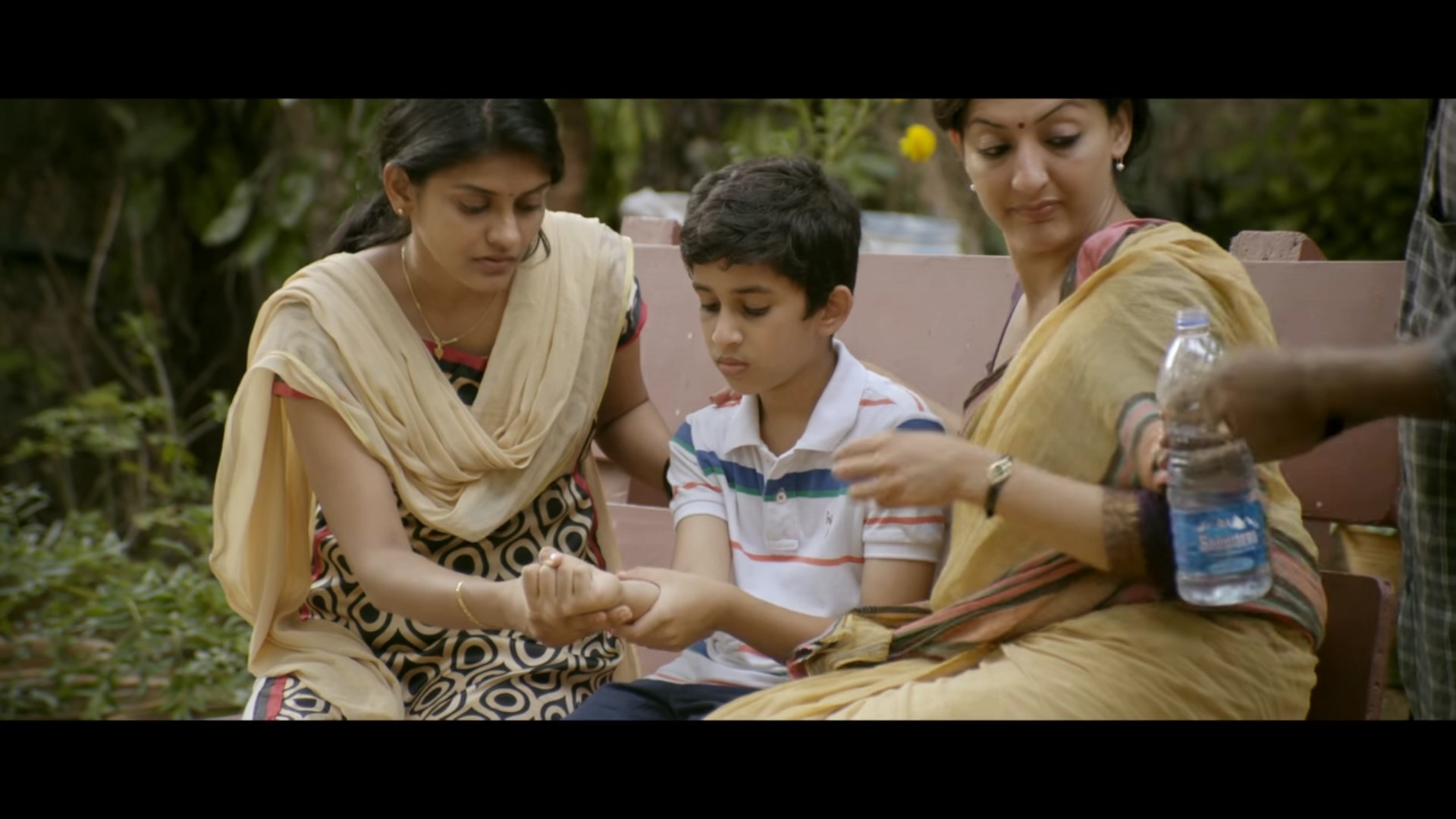 Hot Aunty big Navel Slips mp4 snapshot 00 16 584 — Postimages