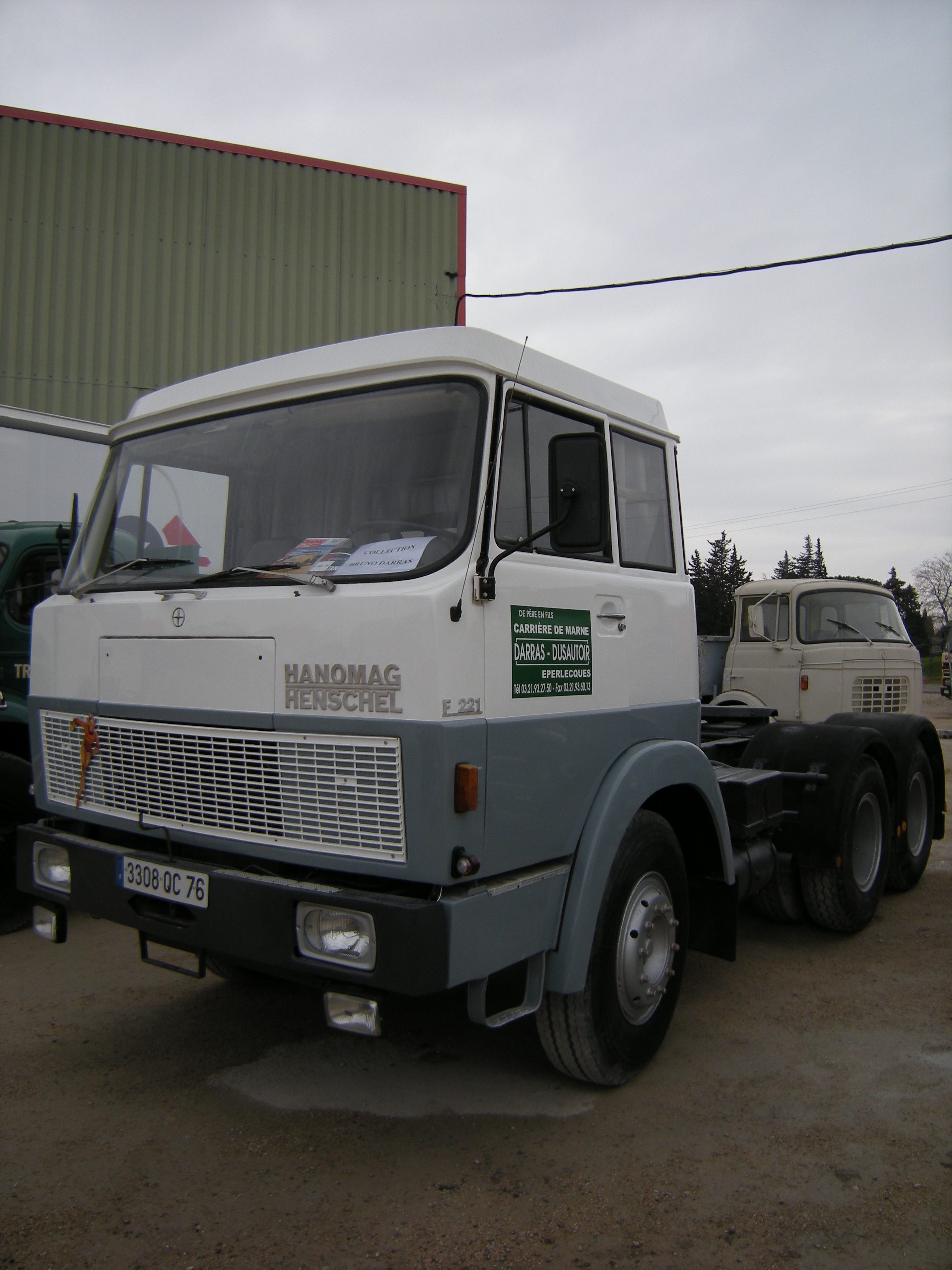 F 221 — Postimages