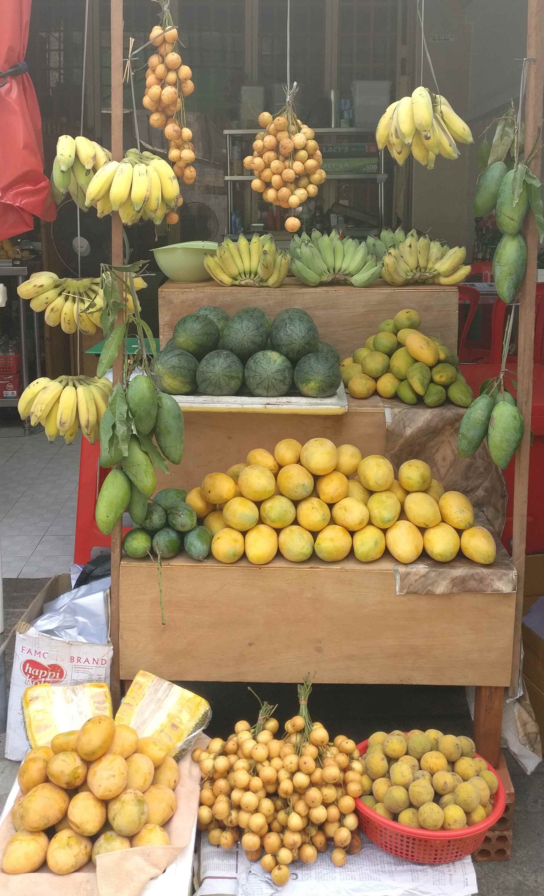 fruit stand — Postimages