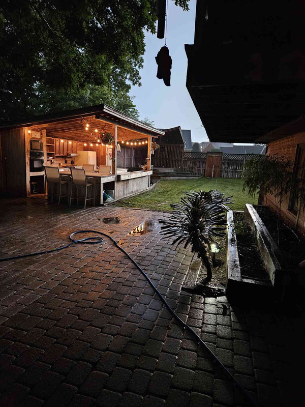 backyard — Postimages