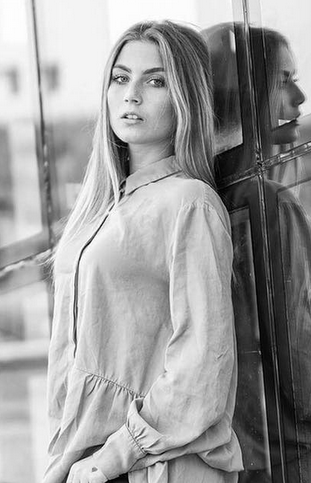 Classify Italian model from Sicily