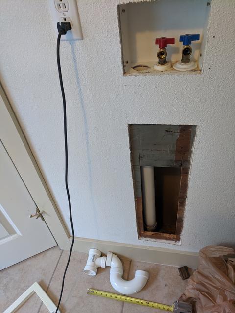 Offset standpipe before hits trap