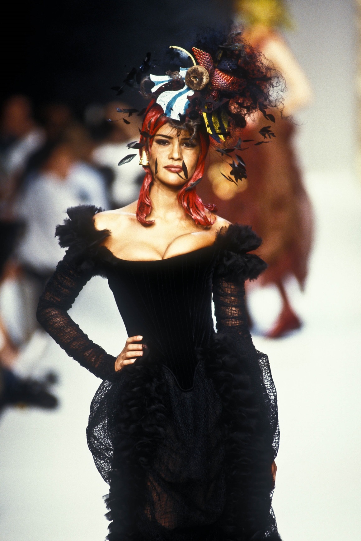 Fashion Classic: CHANEL Haute Couture Fall/Winter 1992 | Lipstick Alley