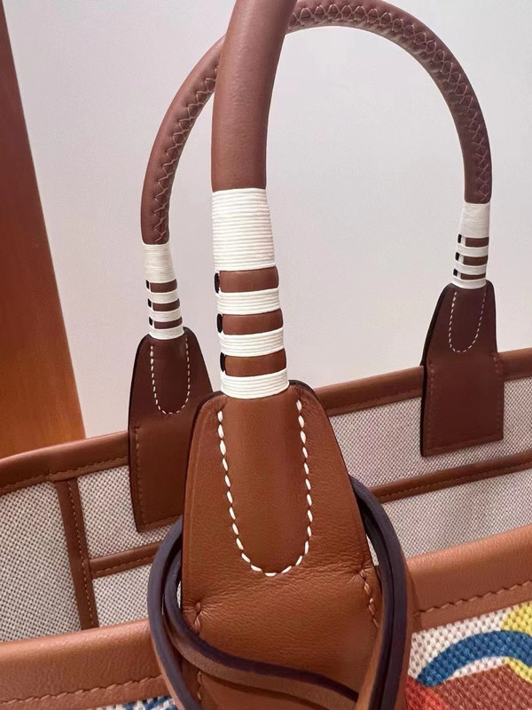 PIC 20240228 161529 93242 AA — Postimages