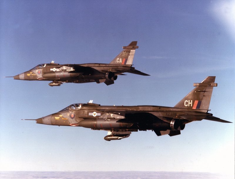 RAF Jaguar Overwing Sidewinder Pylon Tactical Scheme - Page 2 ...