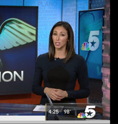 Bianca Castro NBC DFW - Page 3 - TvNewsCaps