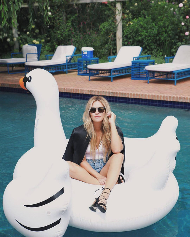 Becca Tilley Feet 2431838 — Postimages