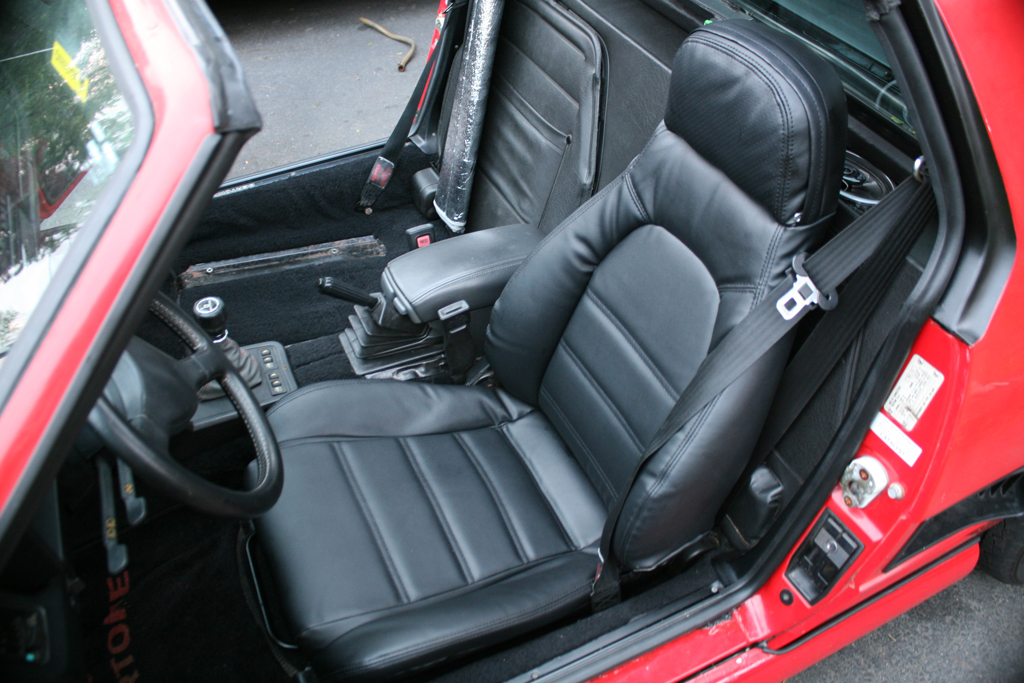 Changing the seats with Miata seats. | XWeb Forums