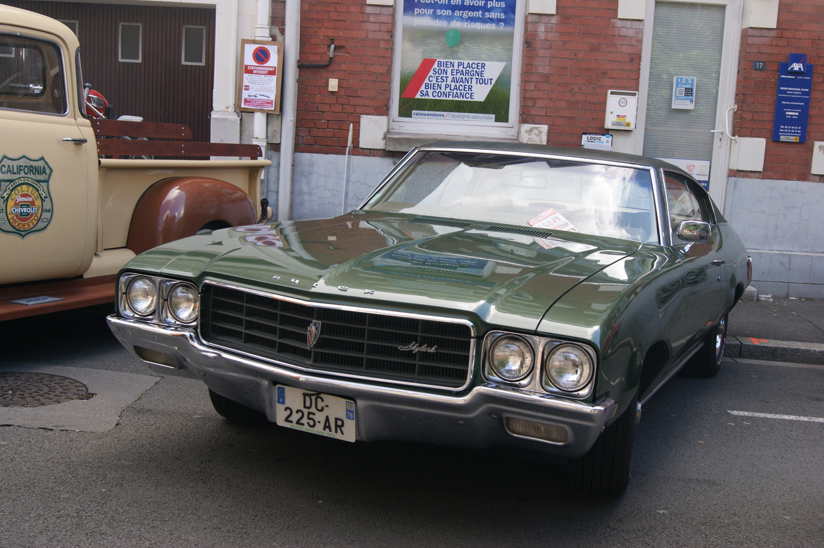 SKYLARK COU 1970 — Postimages