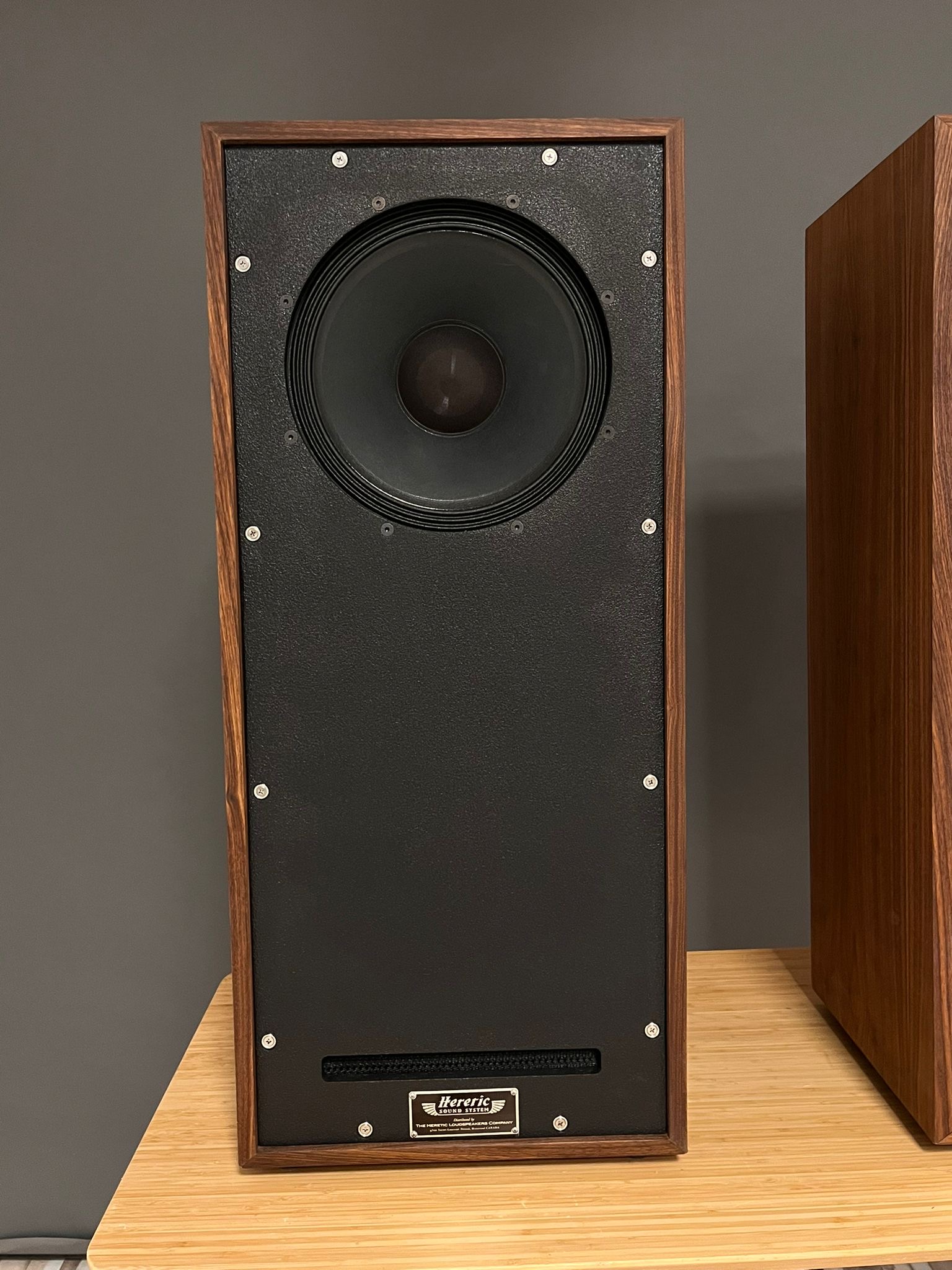 5a8cde01 8631 4fc2 8601 bb20274b6c2f — Postimages