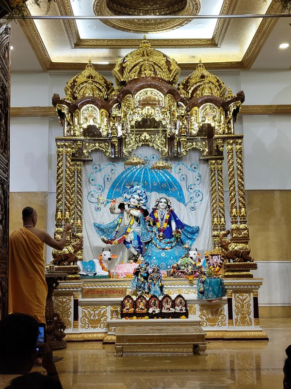 ISKCON NVCC Temple Pune: Darshan Timings, Address & Guide