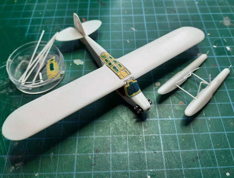 Piper L-4H Grasshopper with floats - Work in Progress - Aircraft ...