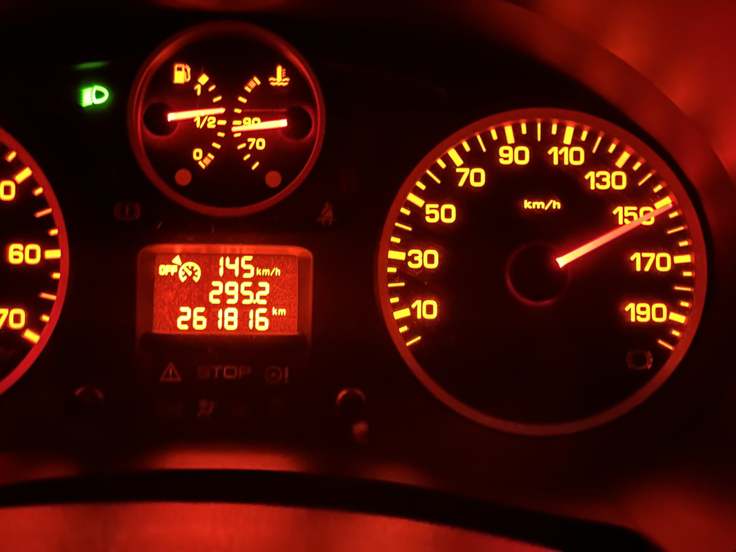 71502771659 98050 E76 97 D8 4 D30 8 C18 93313 CBB4 BC4 — Postimages