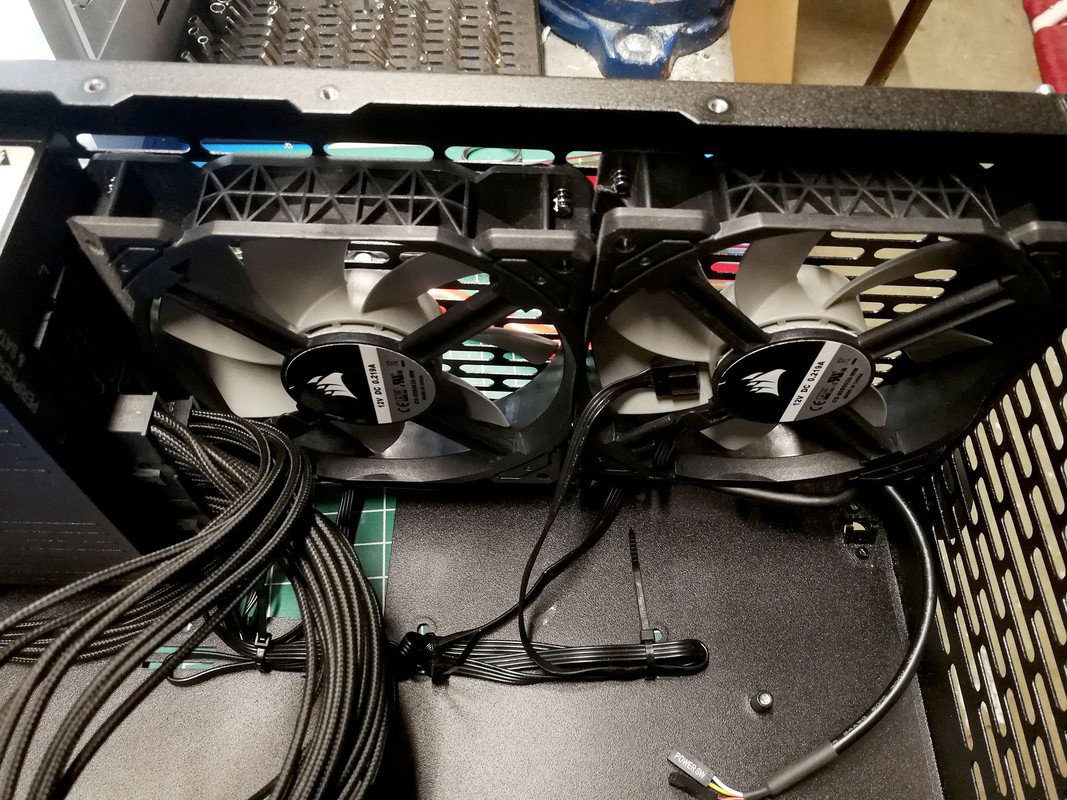 Cerberus X workstation build | SFF.Network