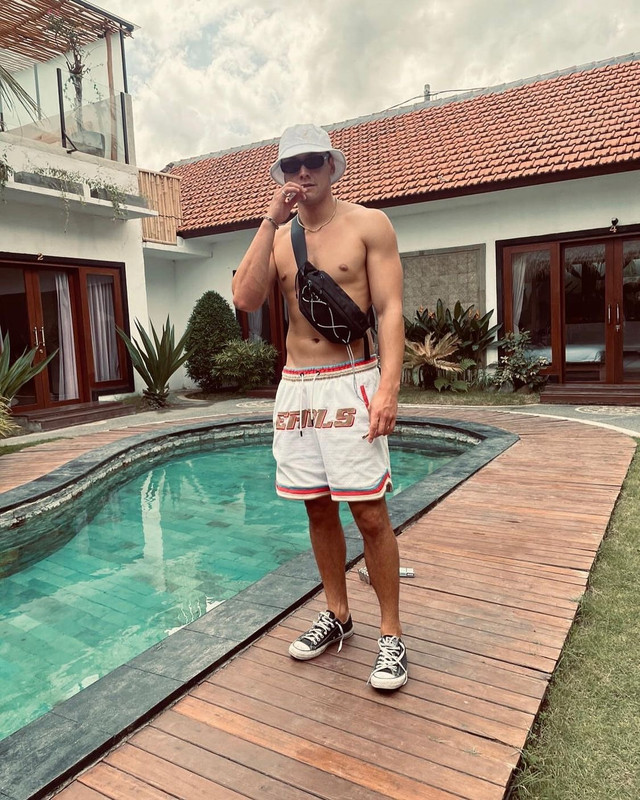 5 E315 B90 0656 4 BD0 B472 D0 AA4 EA691 BC — Postimages