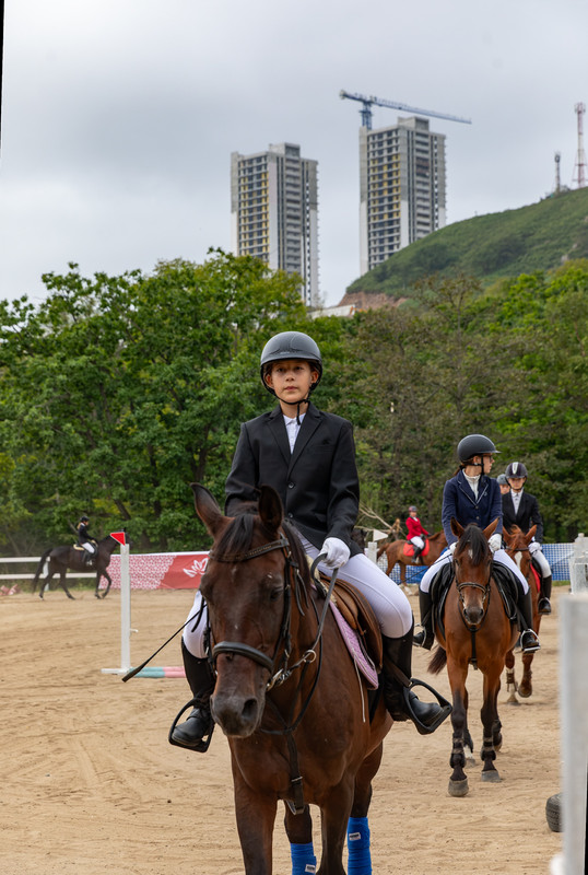 9 8069 — Postimages