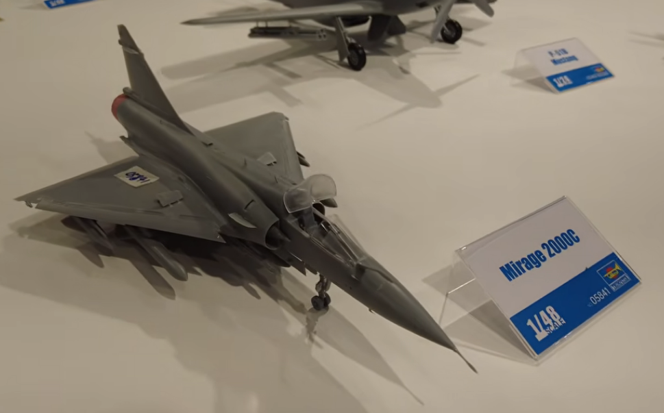 1/48 - Dassault Mirage 2000C annoncé pour 2026 chez Trumpeter - Page 3 ...