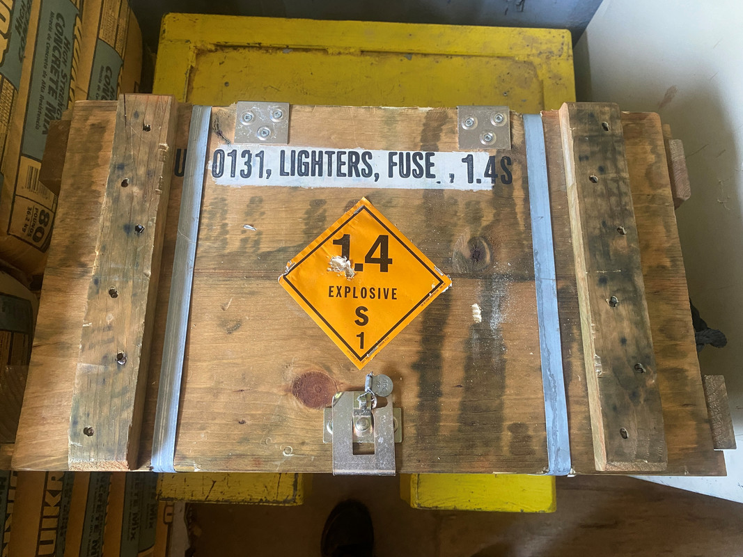 M81 Ignitors arrived, time to build some Stielhandgranates ...