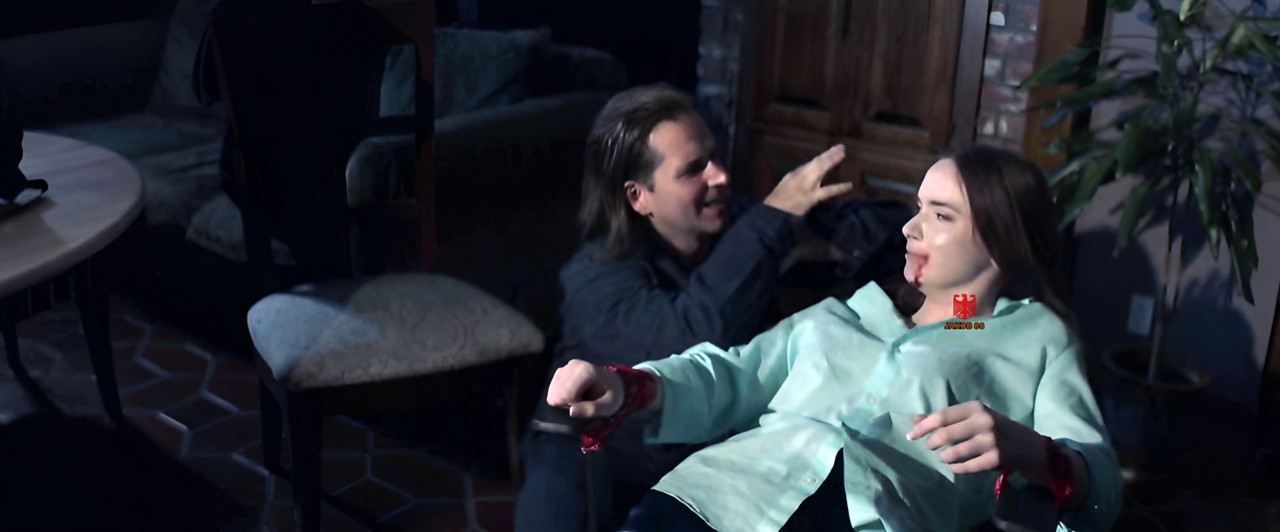 Elliott Woods 3 The Wrong Sarah 2021 — Postimages