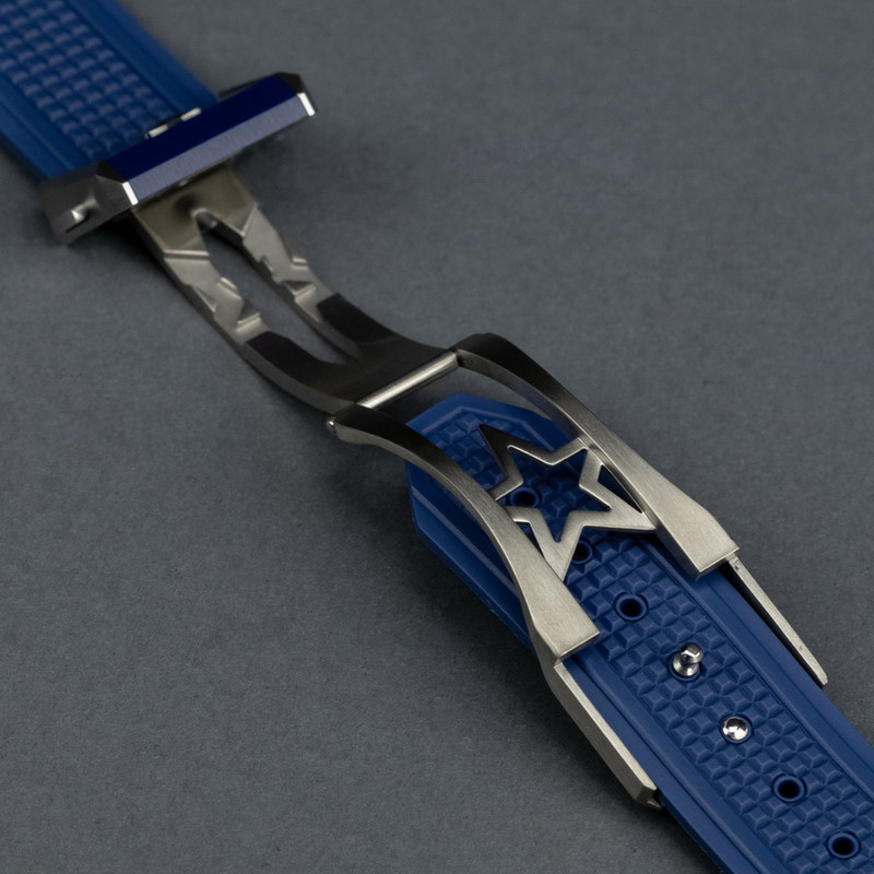 Продаден - Zenith Defy Classic Blue Ceramic Skeleton - Българският ...