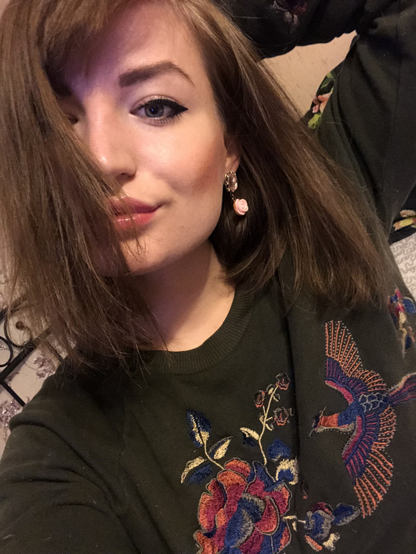 B3997829 74 CE 4 B89 81 CA 1 E47 AF65050 C — Postimages