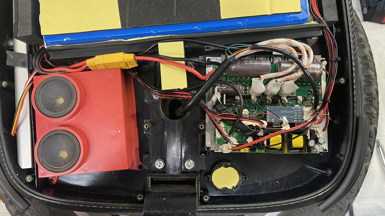 The INSIDE of My Gotway (Begode) RS19 - After 200 miles of Riding (Off ...