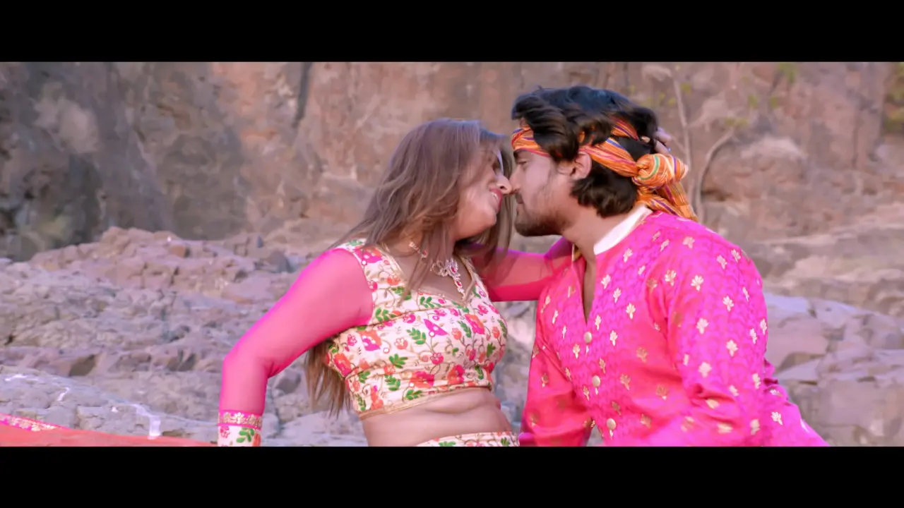 f 220 — Postimages