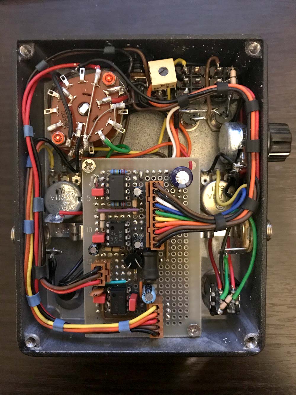 Major Mayhem inside — Postimages