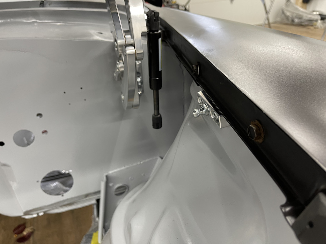 IMG 2003 — Postimages