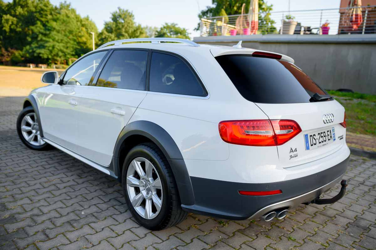 ZFC 5576 — Postimages