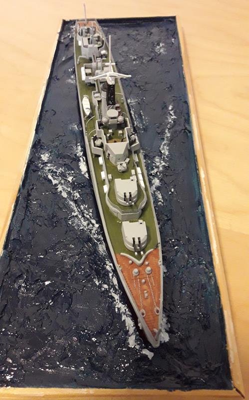 Frog Battle Class Destroyer: HMS Hogue D74 - Ready for Inspection ...