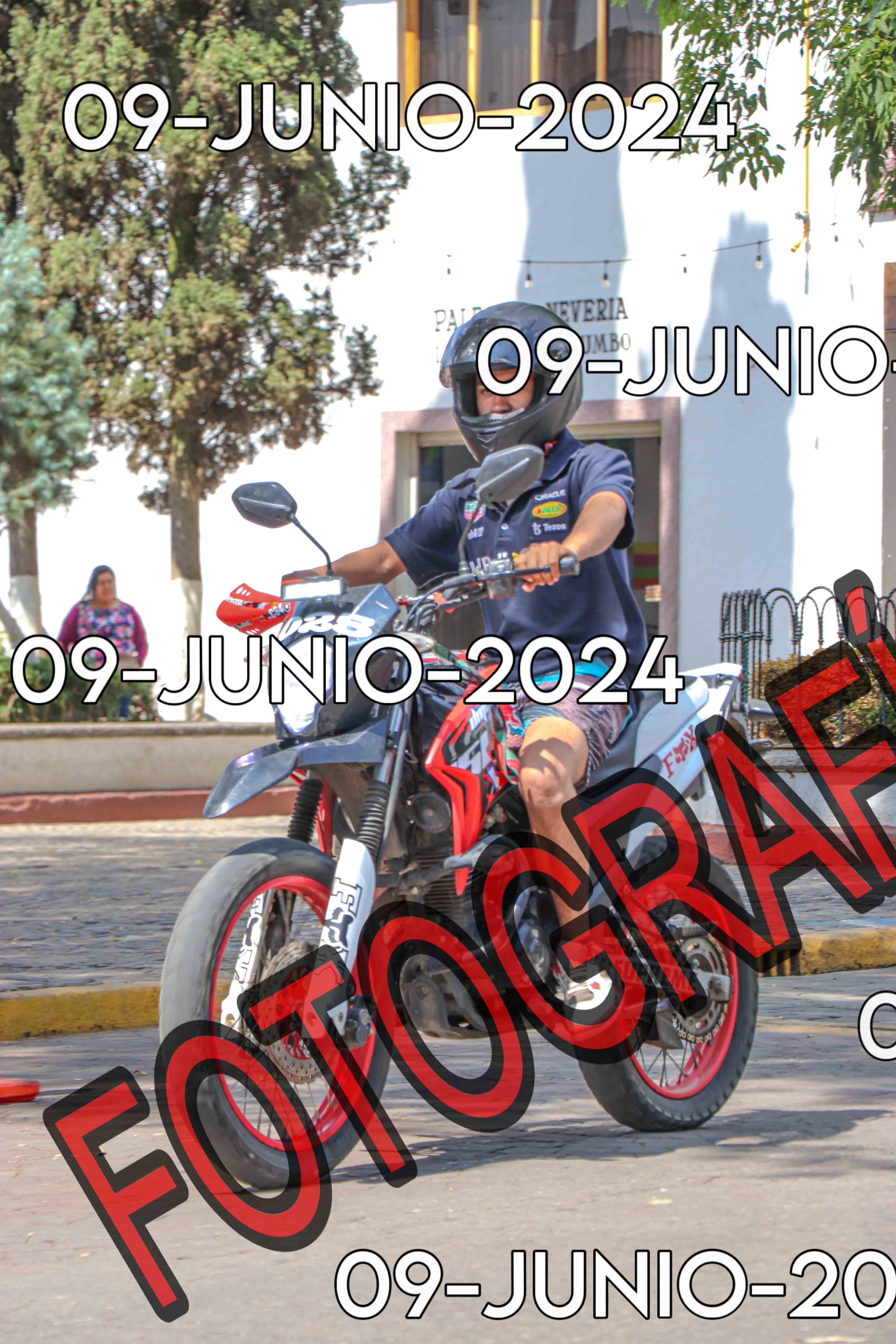 CV 112 — Postimages