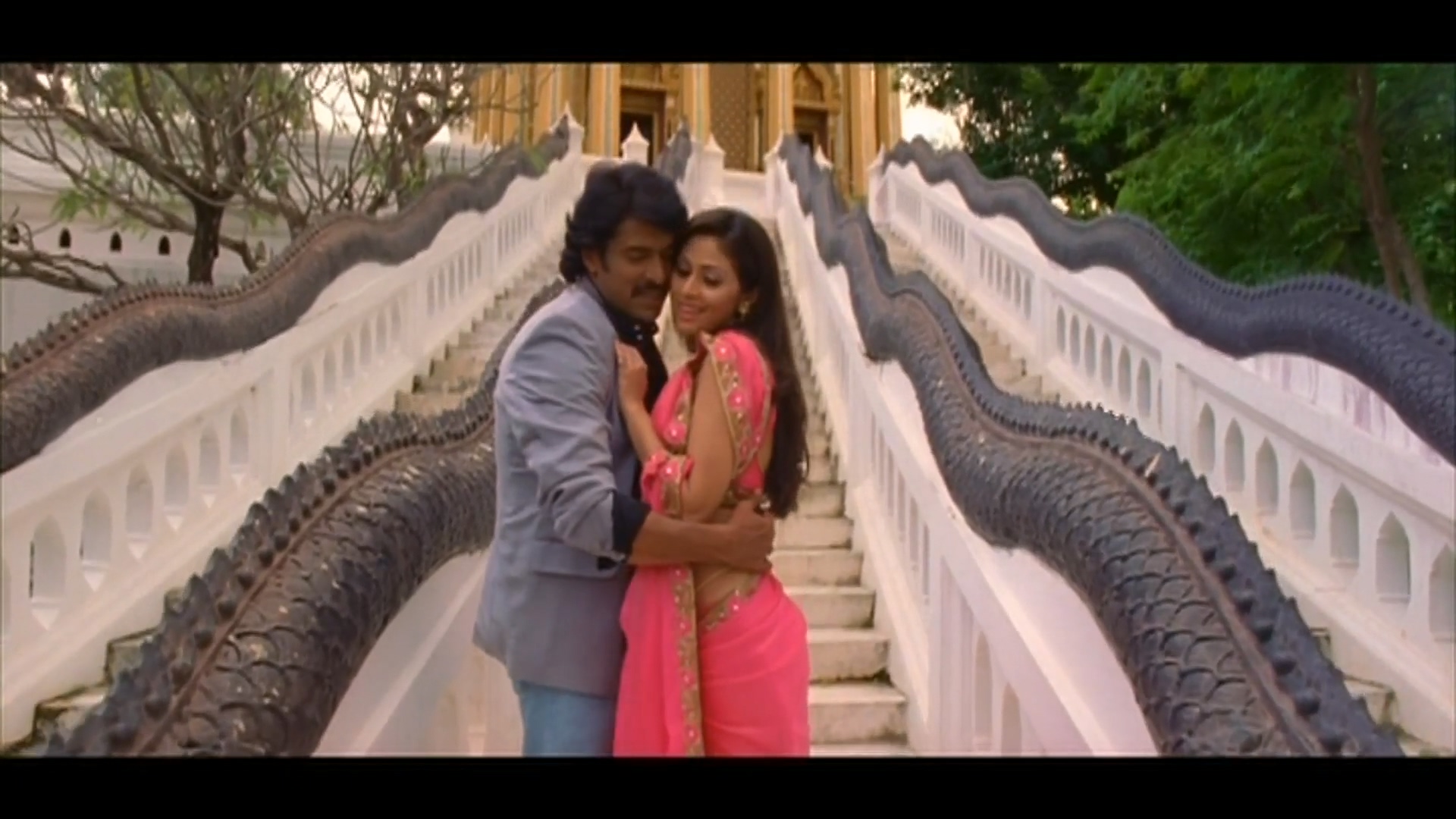 Sada Romantic Duet 2 mp4 20221118 190519 716 — Postimages