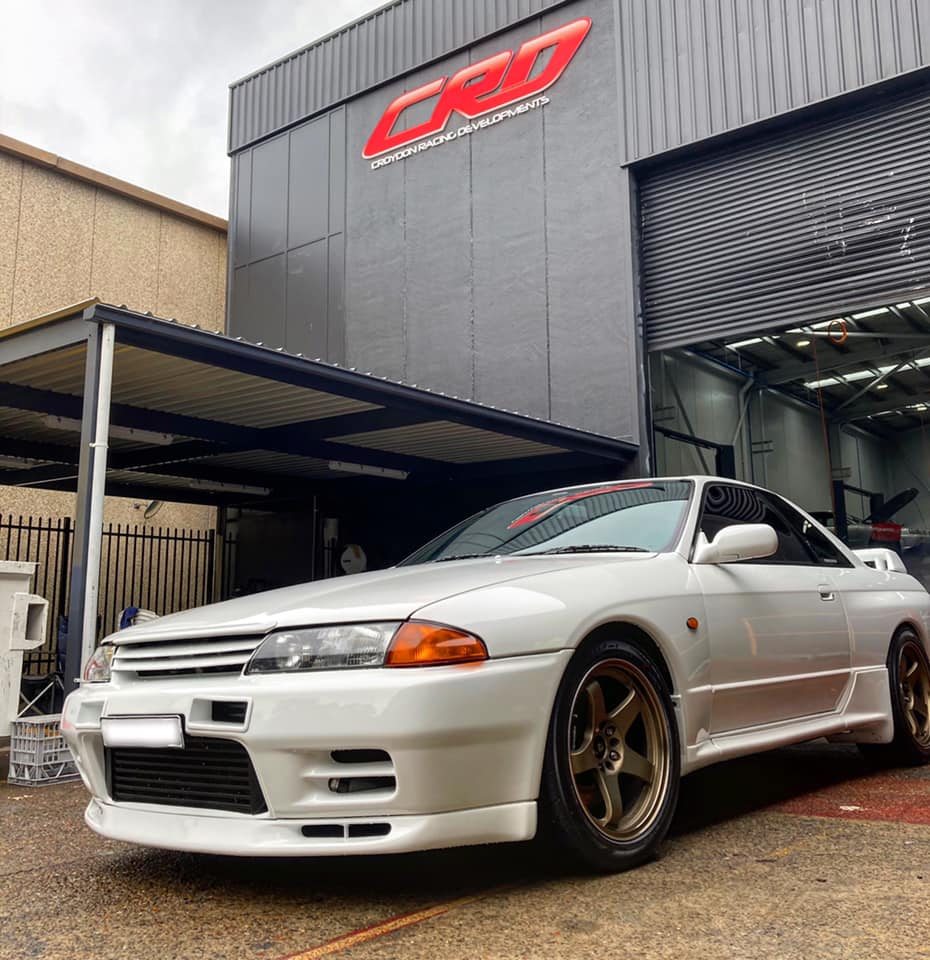 cream white R32 GTR — Postimages